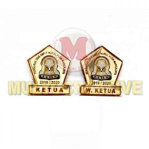 Order Pin Bros Custom Bahan Logam Kuningan – Pin Pengurus OSIS SMP IT ...